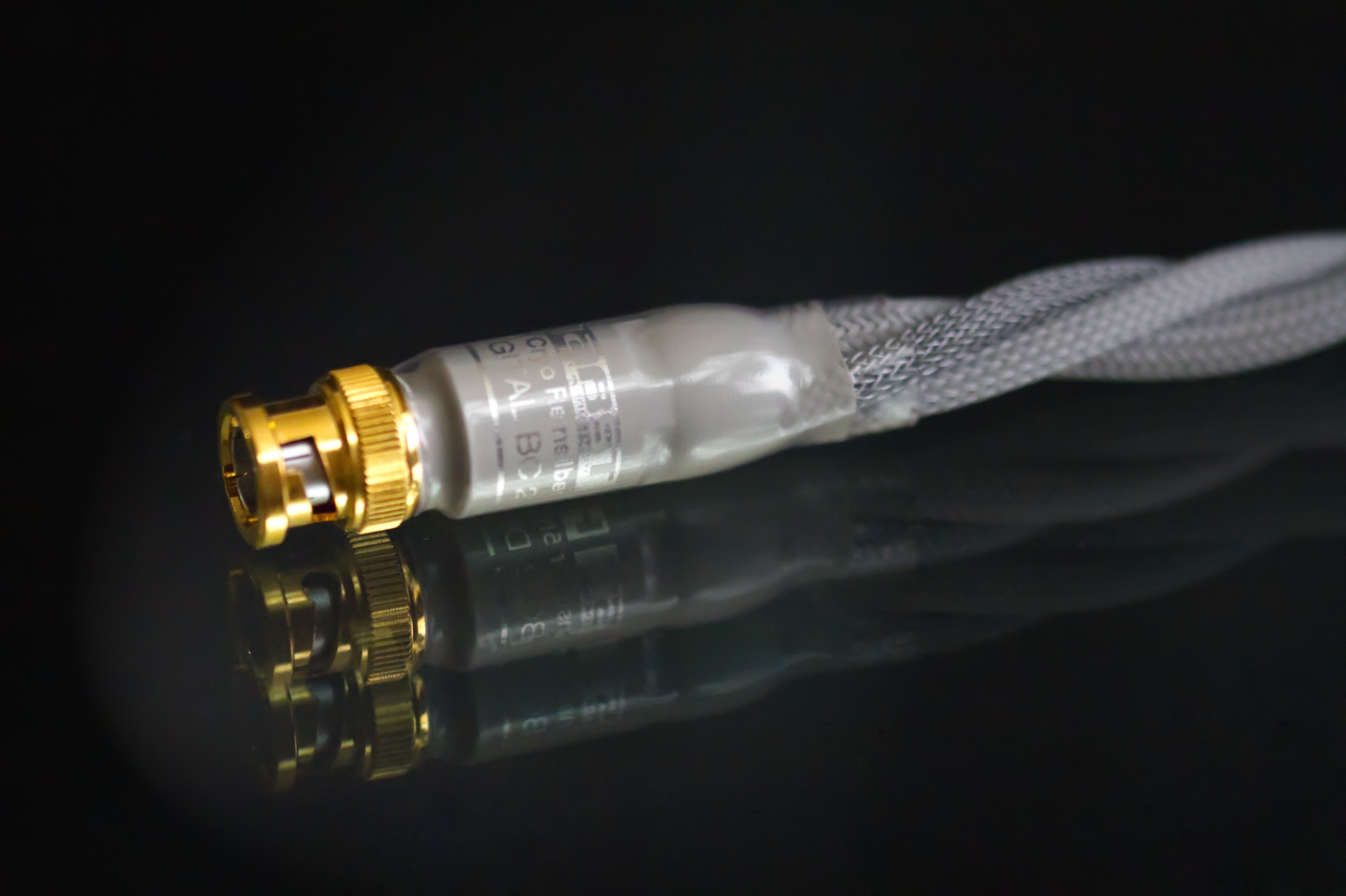 habst-digital-cables